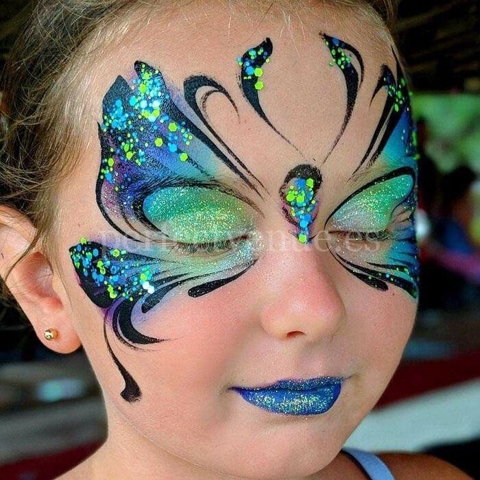 Carnival face painting workshop: guaranteed fun!